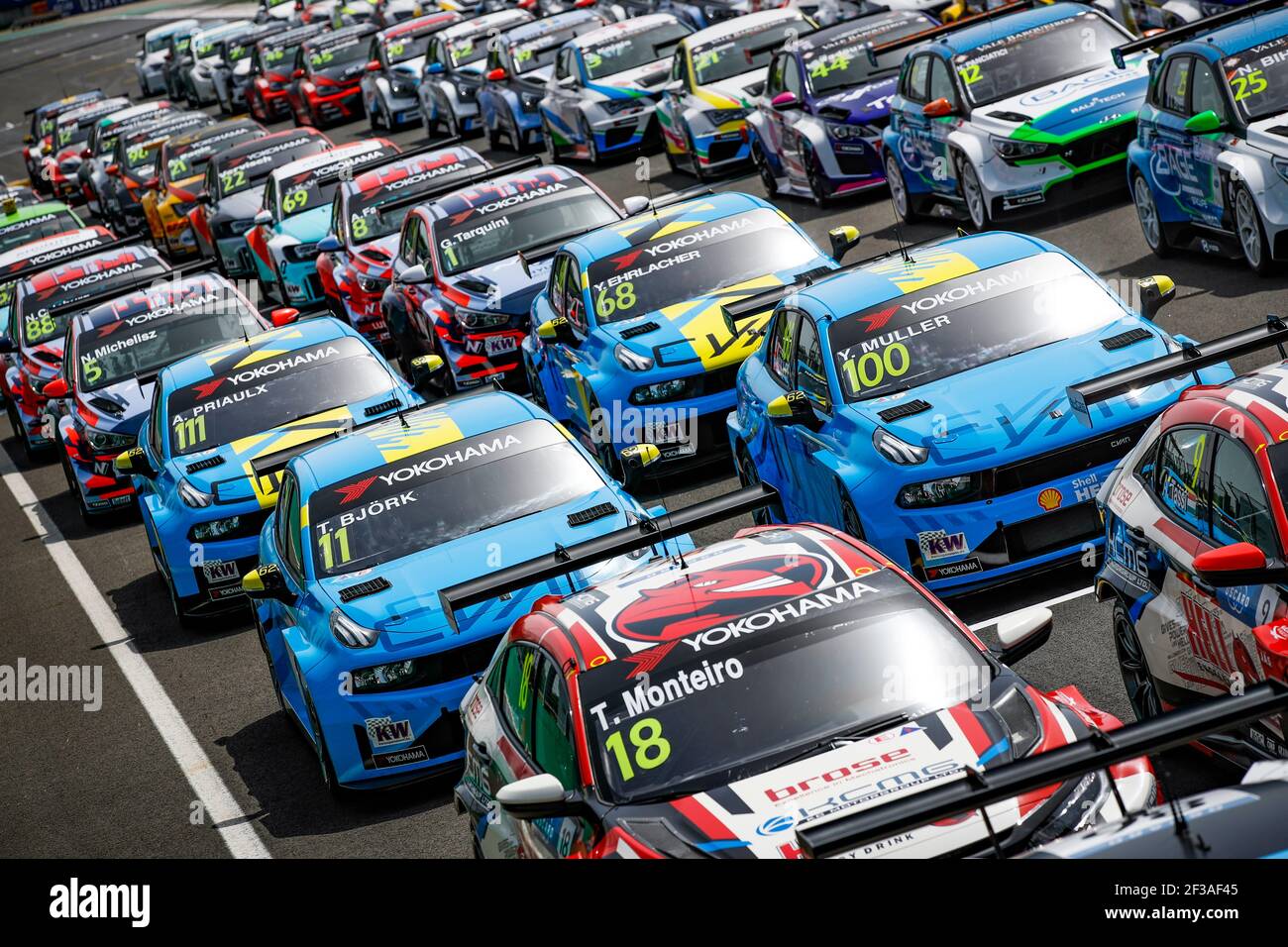 The WTCR & TCR Europe family picture during the 2019 FIA WTCR World ...