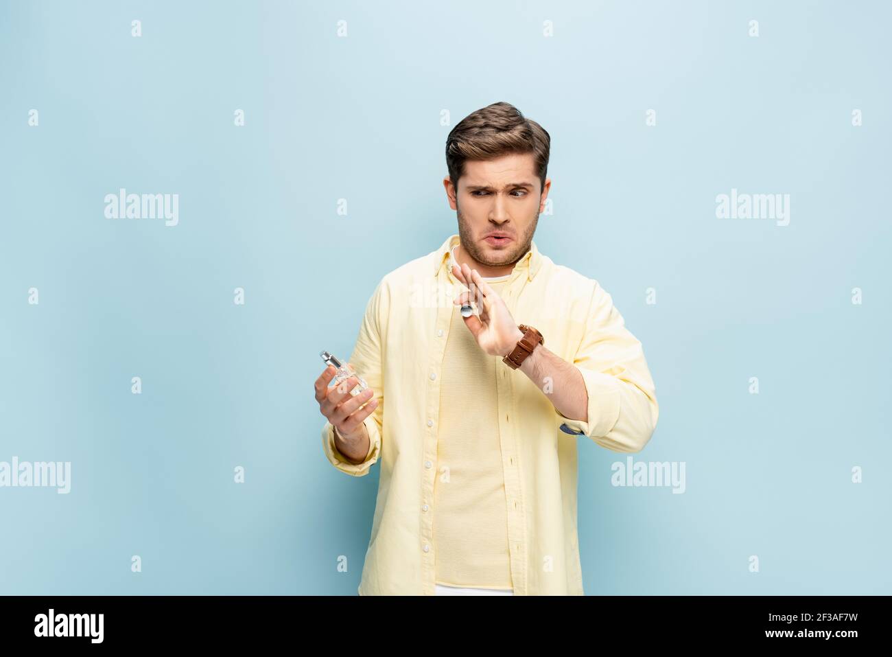 Man perfume bottle hi-res stock photography and images - Alamy