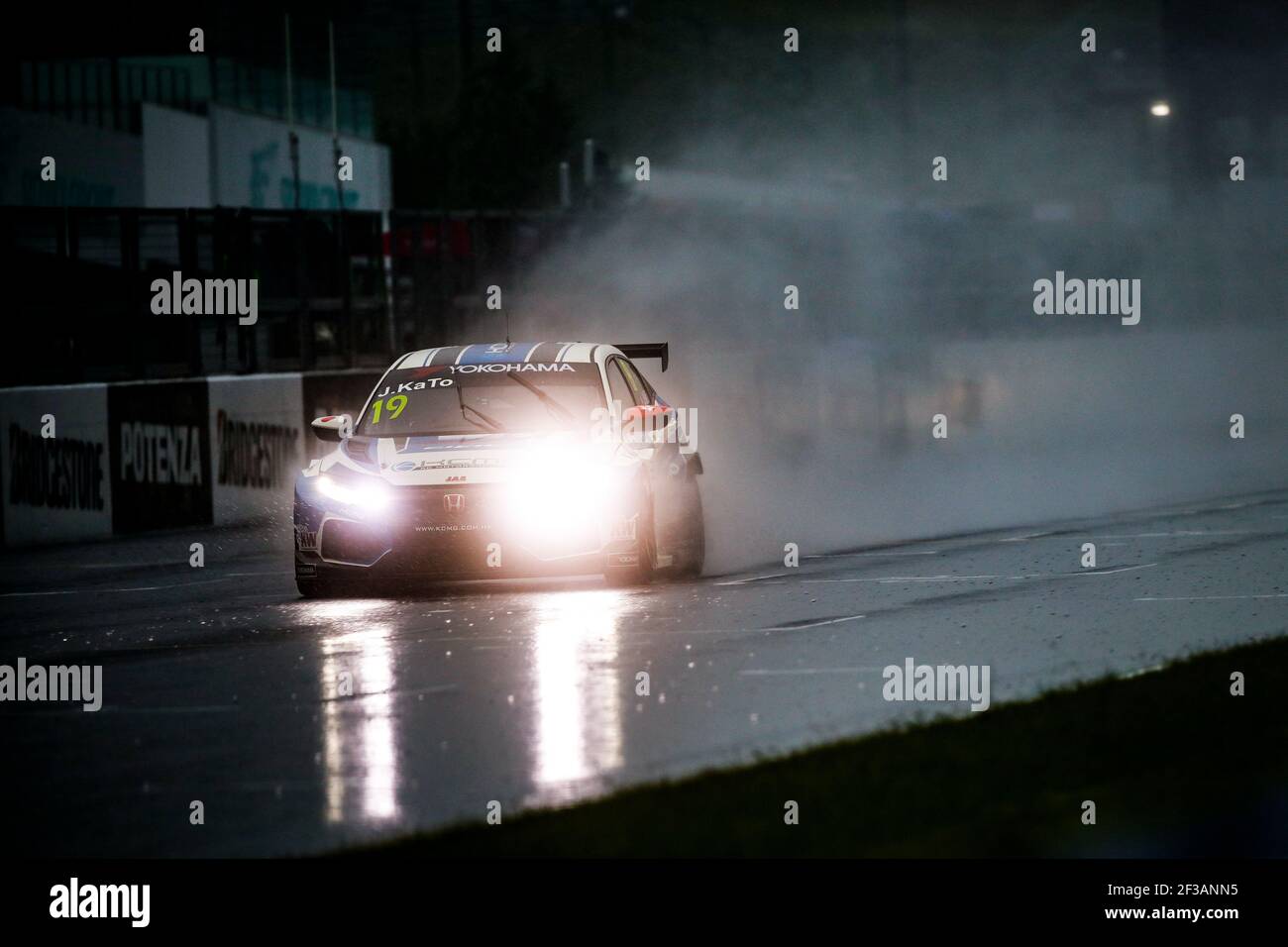19 KA TO Jim (HKG), KC Motorgroup, Honda Civic FK7 TCR, action during ...