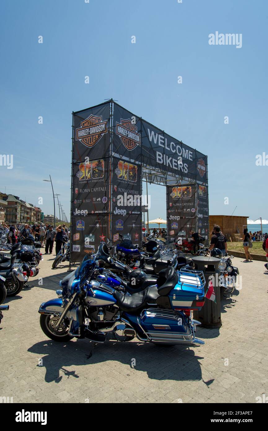 Harley davidson 110 hi-res stock photography and images - Alamy