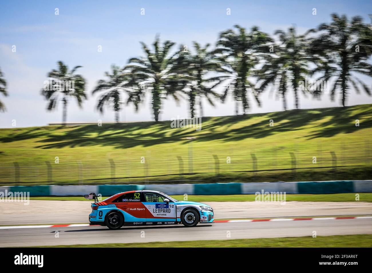 52 SHEDDEN Gordon, (GRB), Leopard Racing Team Audi Sport, Audi RS3 LMS ...