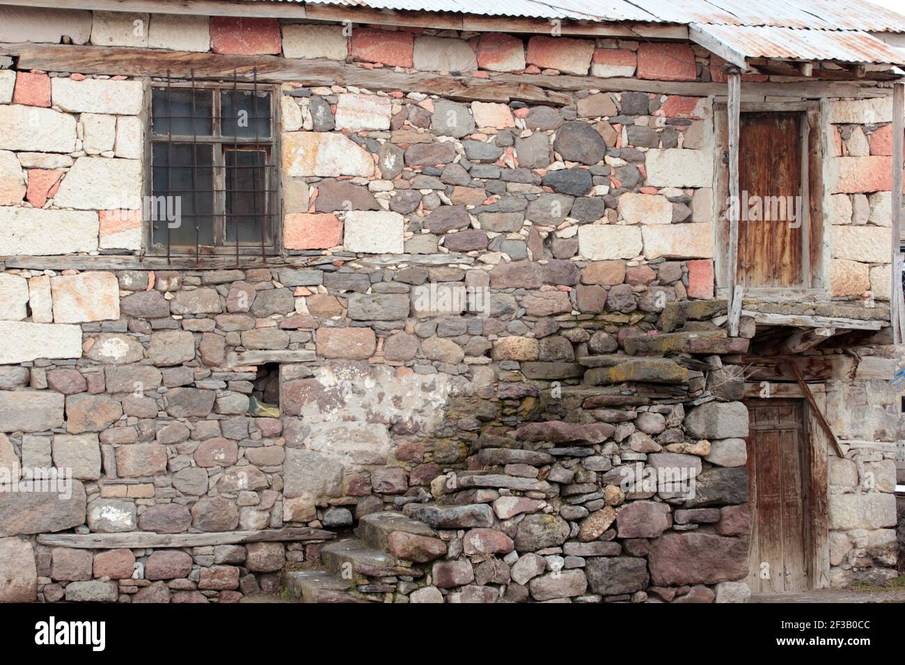 Old stone house in the countryside Stock Photo - Alamy