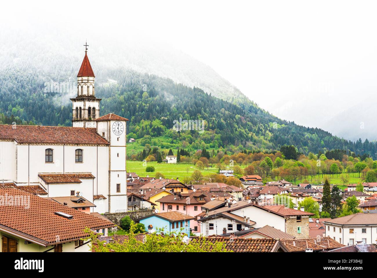 Ancient landscapes of Carnia. Between spring and winter in Sutrio ...