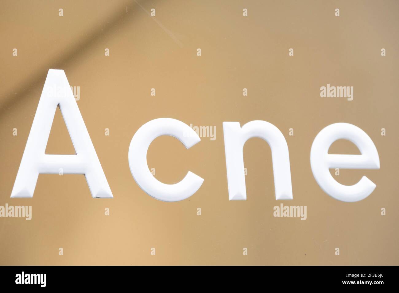 Acne studios hi-res stock photography and images - Alamy