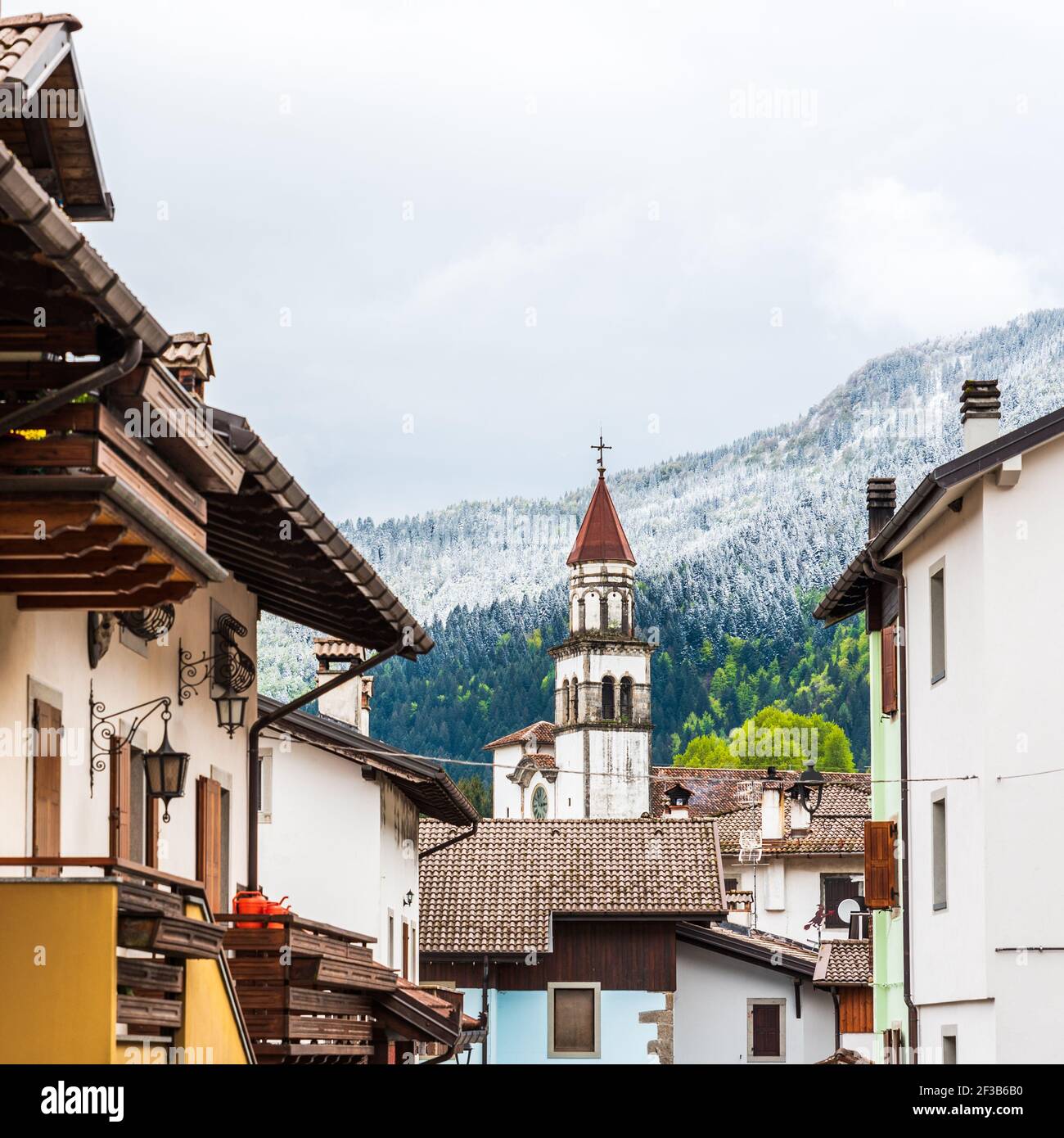 Ancient landscapes of Carnia. Between spring and winter in Sutrio ...