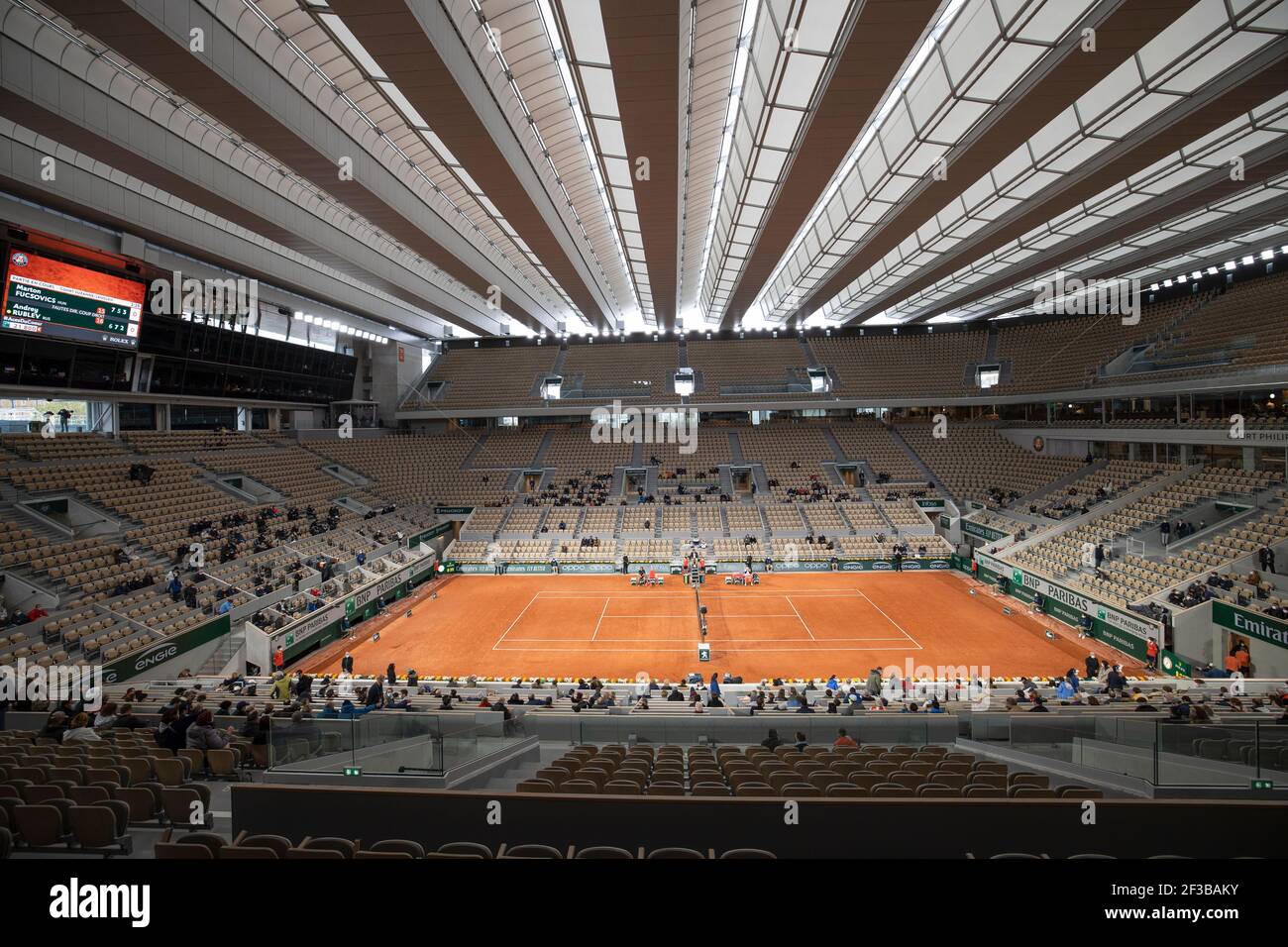 Overview of Court Philippe Chatrier with the closed roof during a Men's ...