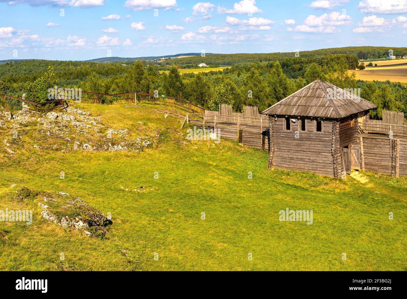 Podzamcze, Poland - August 25, 2020: Wooden defense walls and tower of ...