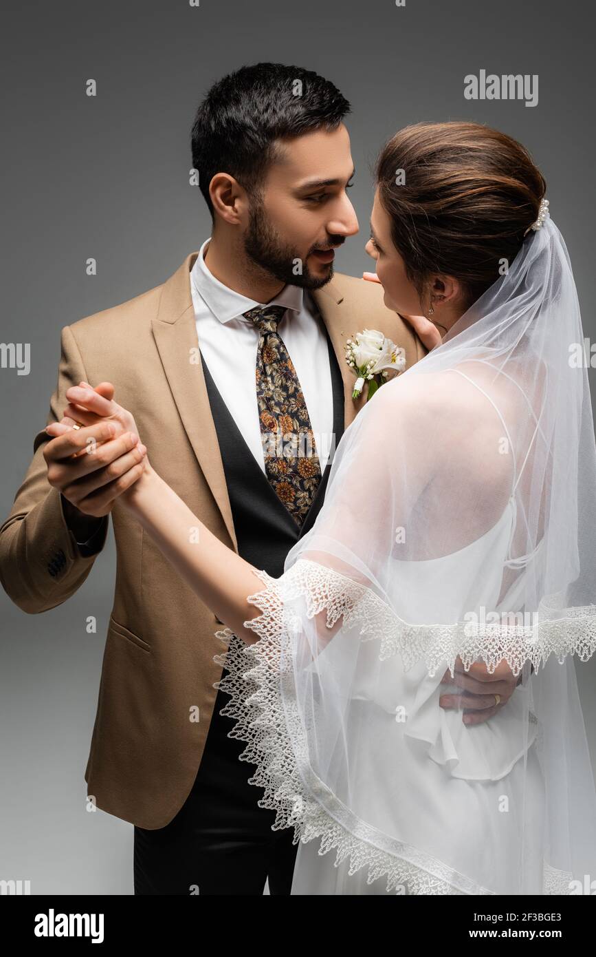 Formal arab dress hi-res stock photography and images - Alamy