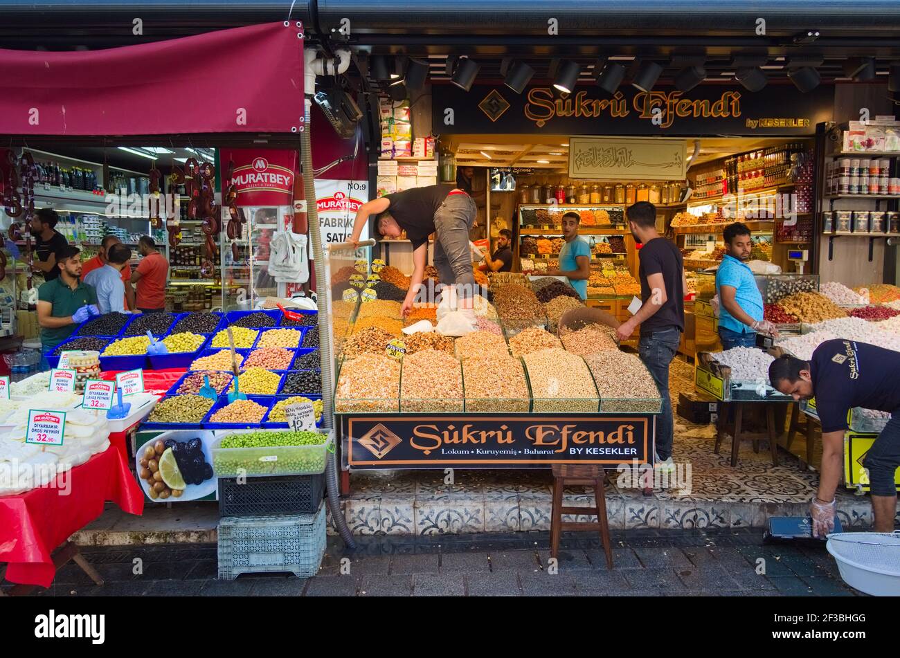 Dry istanbul hi-res stock photography and images - Alamy