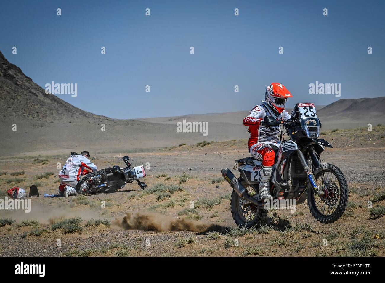 25 MENA VALDEARCOS Oriol (ESP), HERO MOTOSPORTS TEAM RALLY, HERO 450 ...