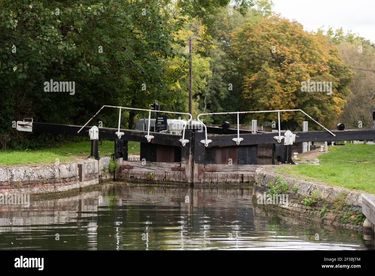 canal gate lock with flowing water Stock Photo - Alamy