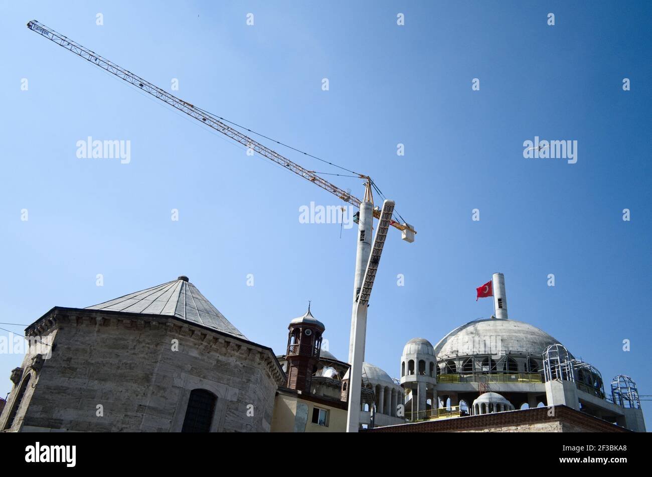 Istanbul building construction hi-res stock photography and images - Alamy