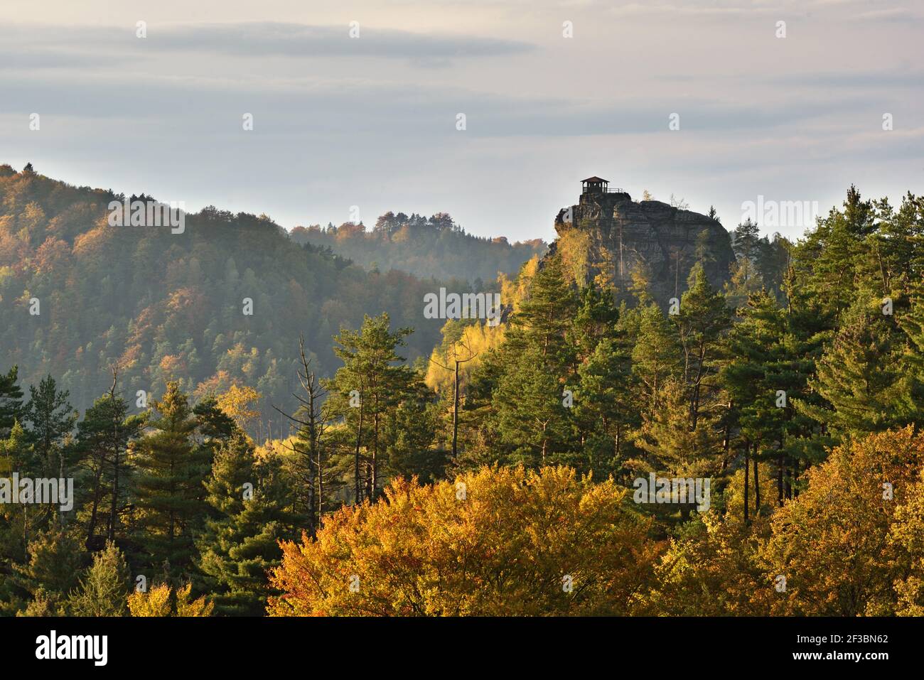 Beuatiful landscape hi-res stock photography and images - Alamy