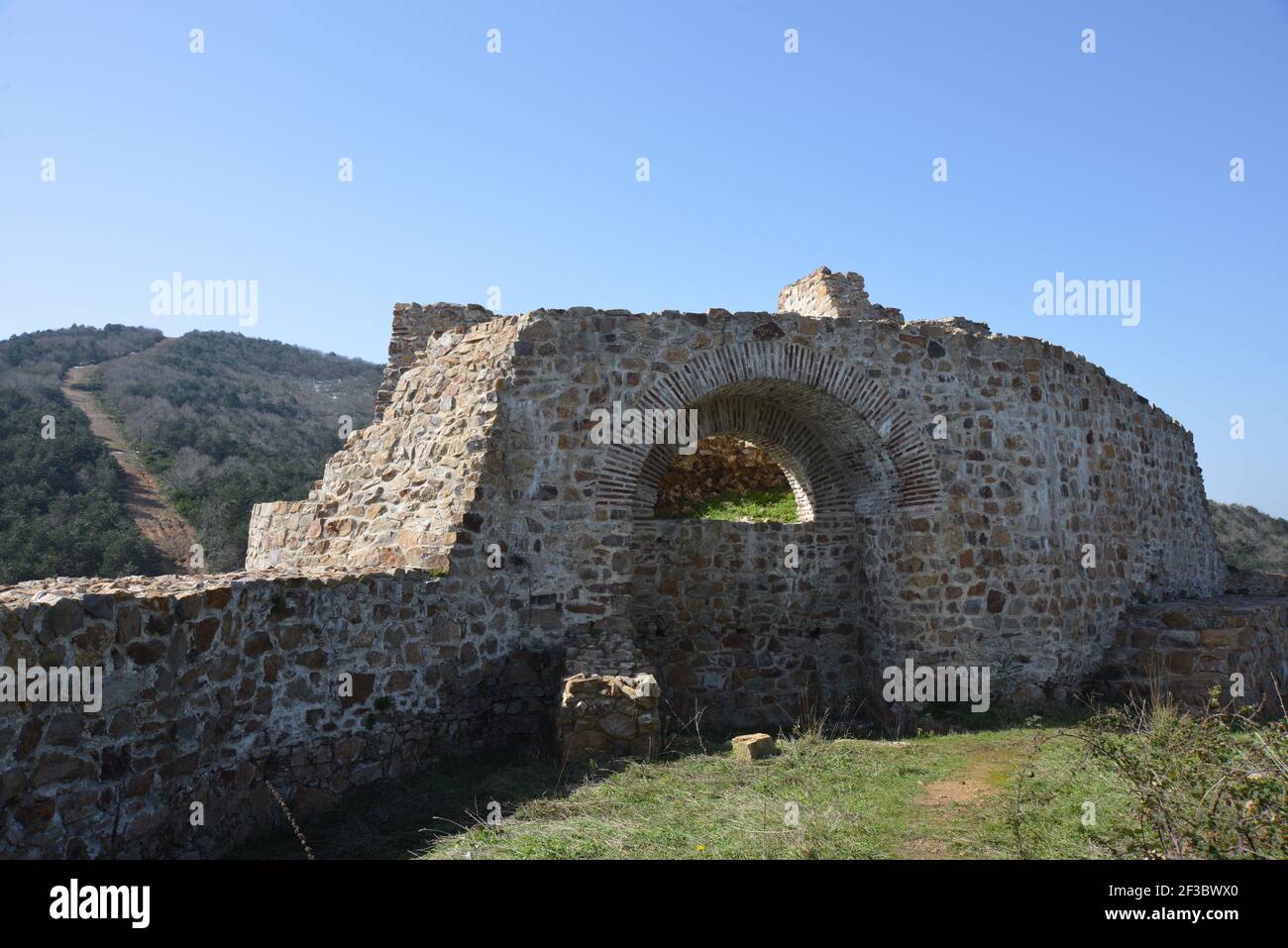 Aydos Castle (Kalesi Stock Photo - Alamy