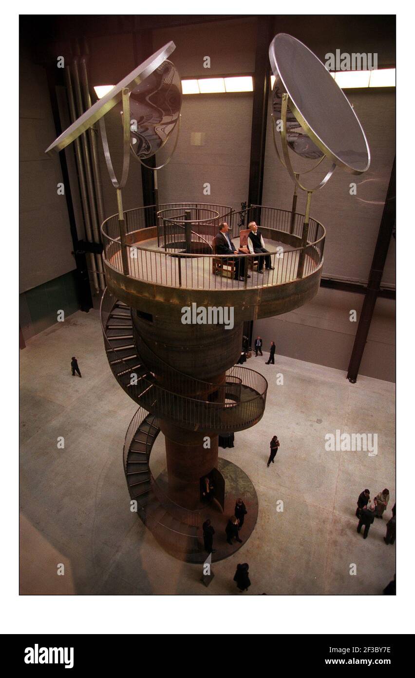 The Tate Modern Gallery May 2000A piece of installation art in the ...