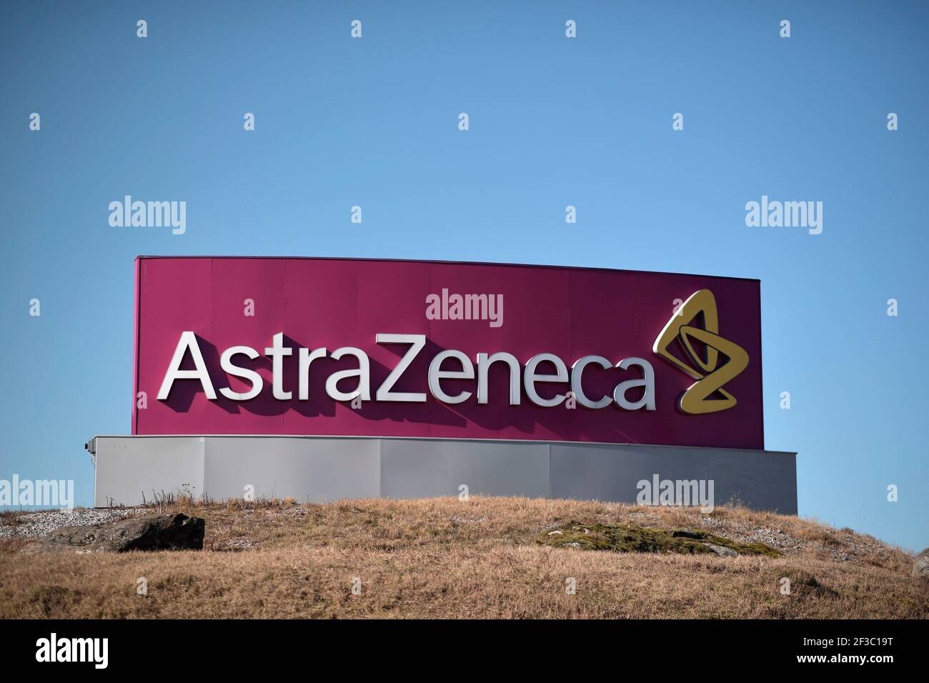 Pharmaceutical company astrazeneca hi-res stock photography and images ...