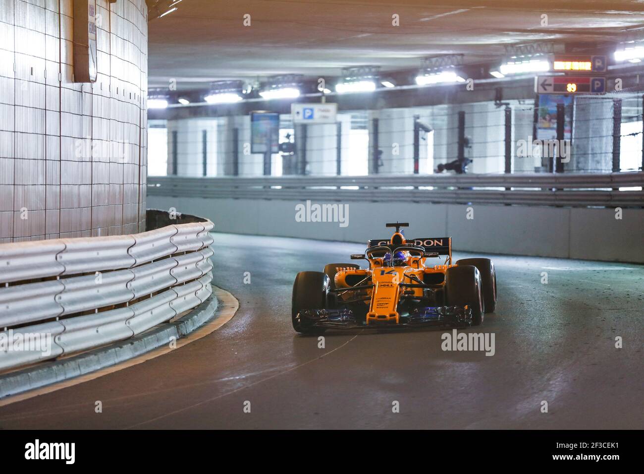 14 ALONSO Fernando (spa), McLaren Renault MCL33, action during the 2018 ...