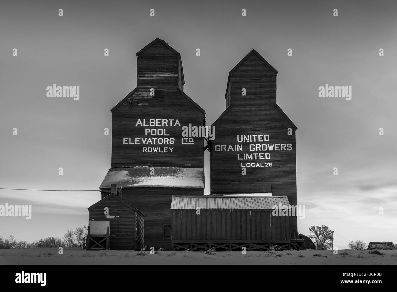 Rowley, Alberta - January 31, 2021: Old abandoned grain elevator in the ...