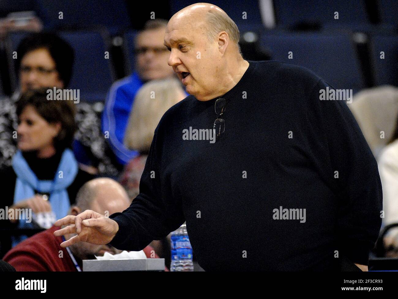 Ncaa college basketball coach hi-res stock photography and images - Alamy