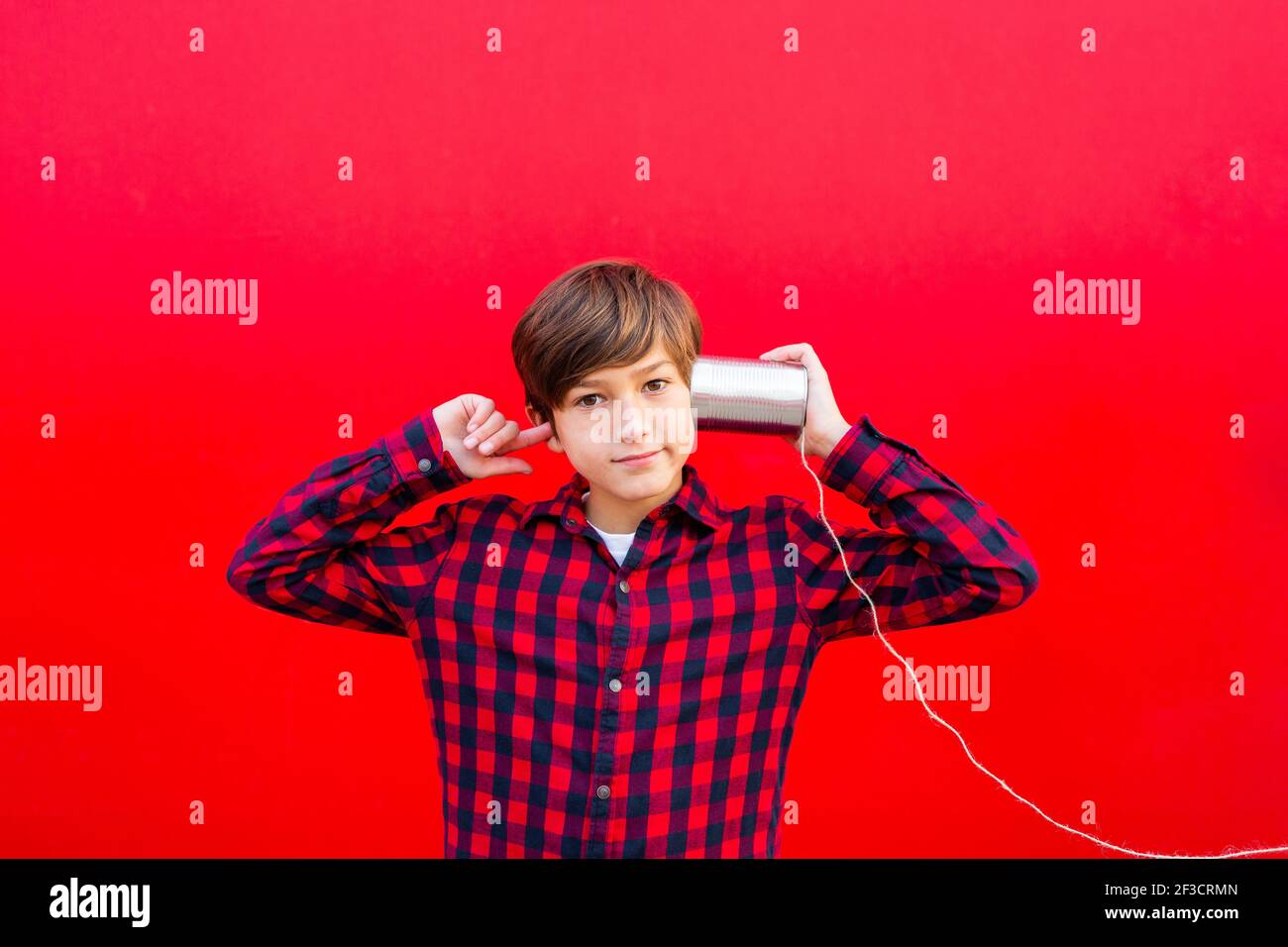 Tin can telephone vintage hi-res stock photography and images - Alamy