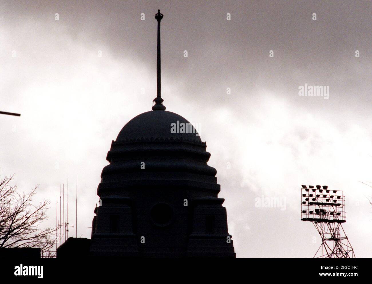 Wembley stadium twin towers hi-res stock photography and images - Alamy