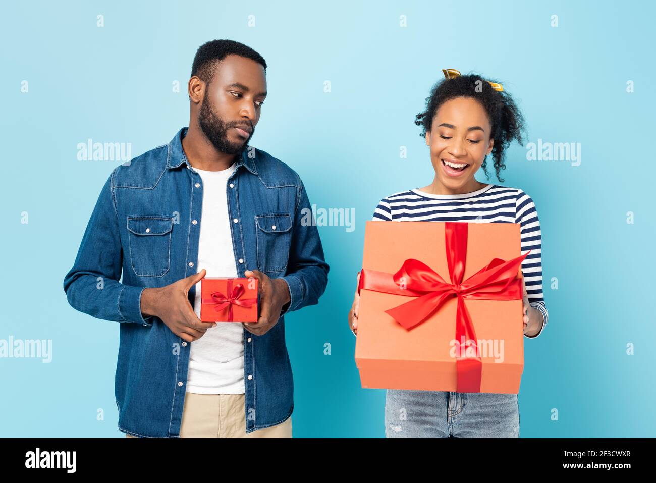 Big woman small man hi-res stock photography and images - Alamy