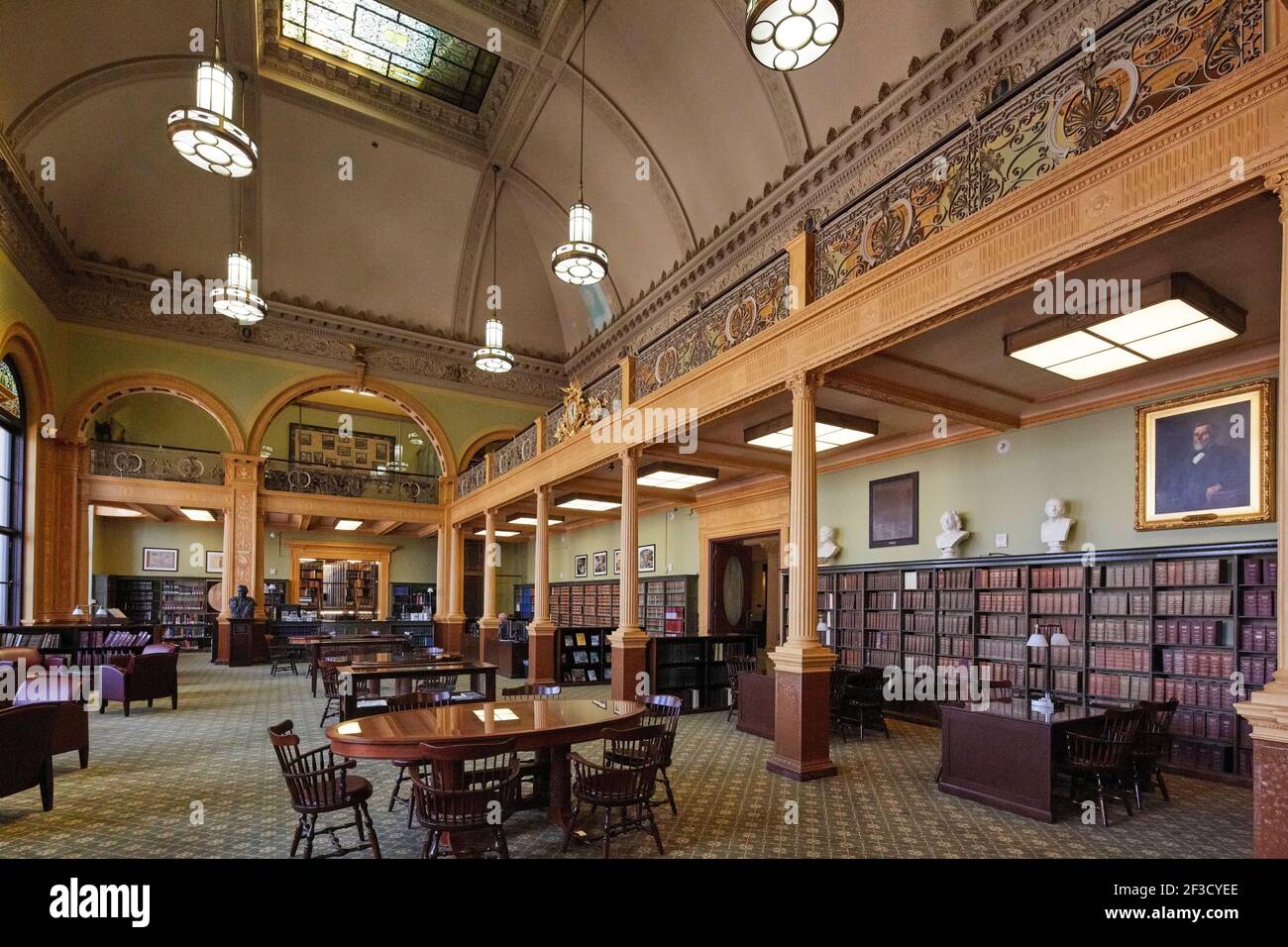 House of the library hi-res stock photography and images - Alamy