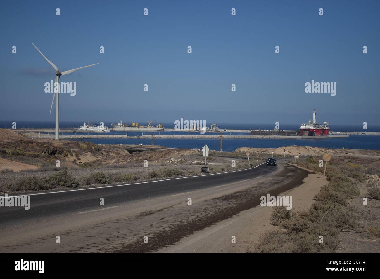 Seaport of goods for ships Stock Photo - Alamy