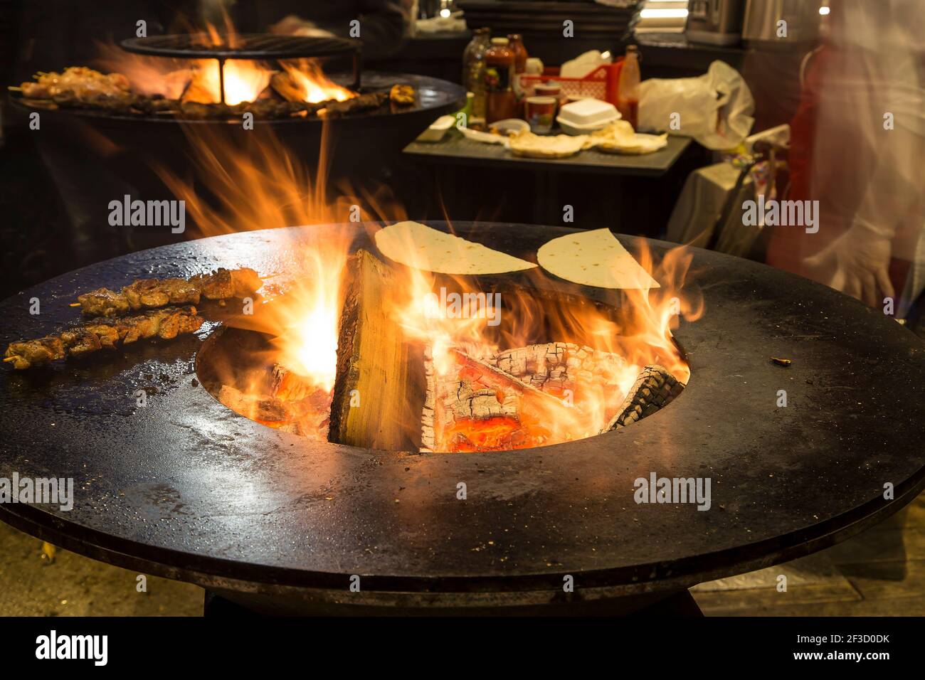 Big brazier burning fire hi-res stock photography and images - Alamy