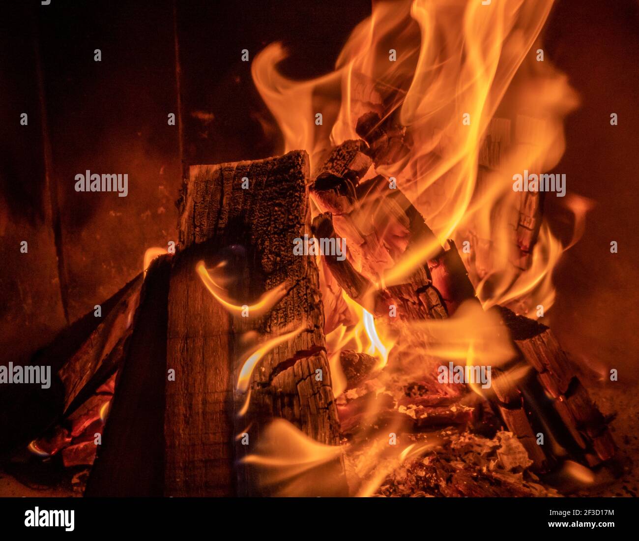cozy open fire in winter Stock Photo - Alamy