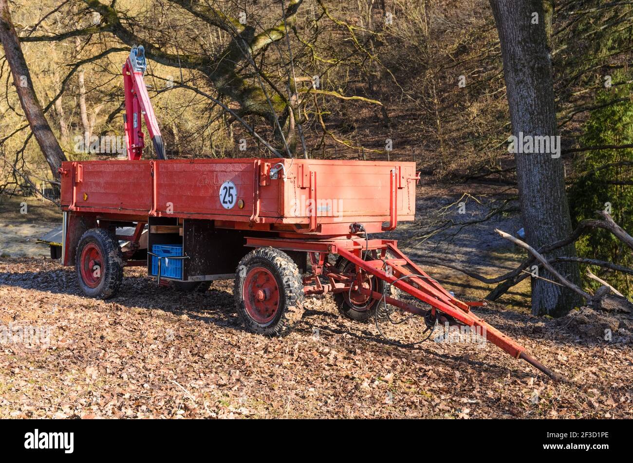 Lifting arm hi-res stock photography and images - Alamy