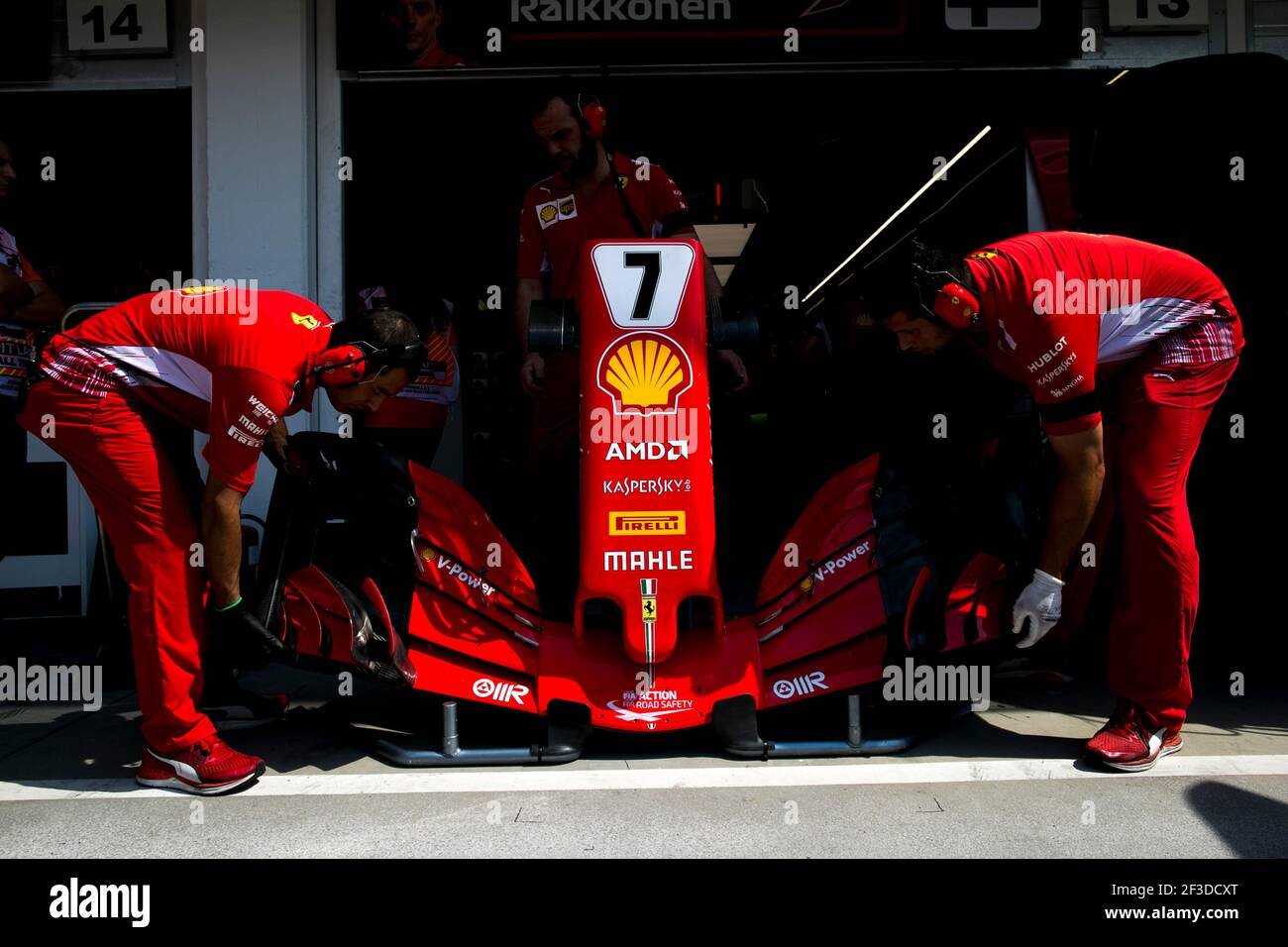 Scuderia ferrari mechanics hi-res stock photography and images - Alamy