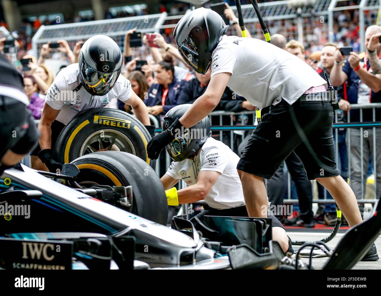 Formule one tyre hi-res stock photography and images - Alamy