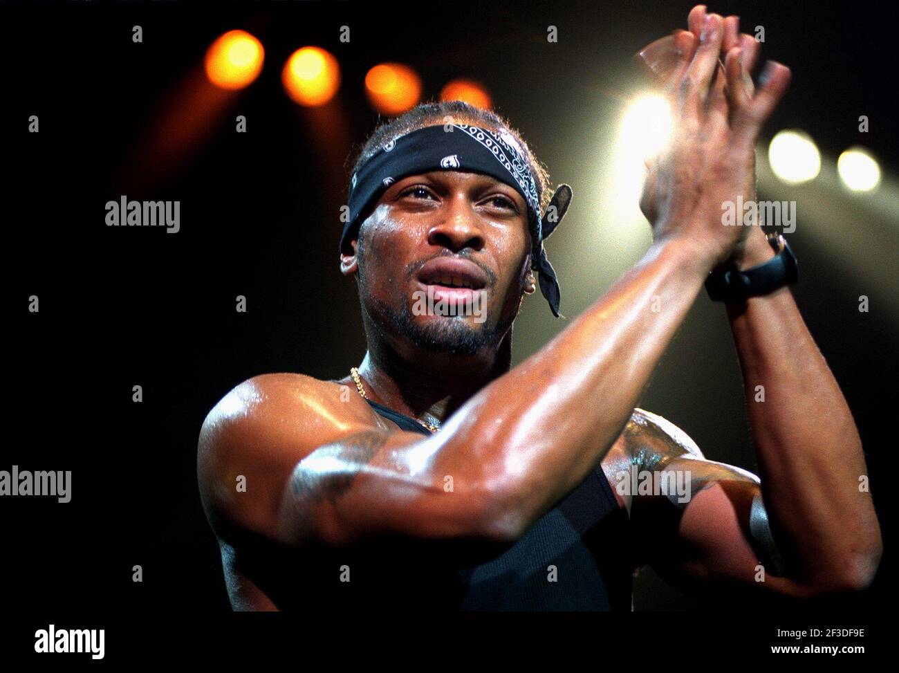 D'angelo singer hi-res stock photography and images - Alamy