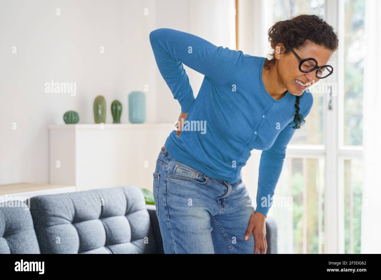 Shoulder pain and computer hi-res stock photography and images - Alamy