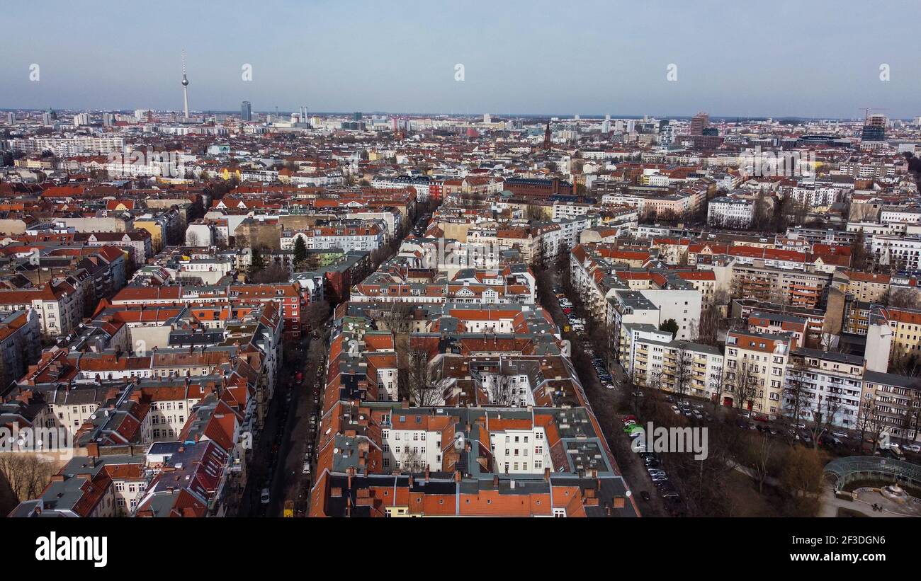 Berlin apartment blocks aerial hi-res stock photography and images - Alamy