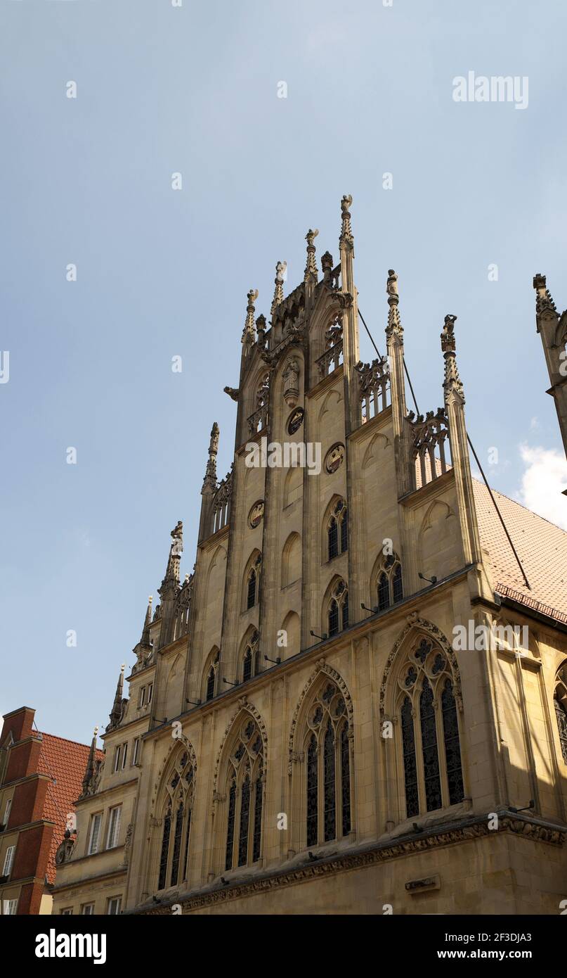 Gable facade hi-res stock photography and images - Alamy
