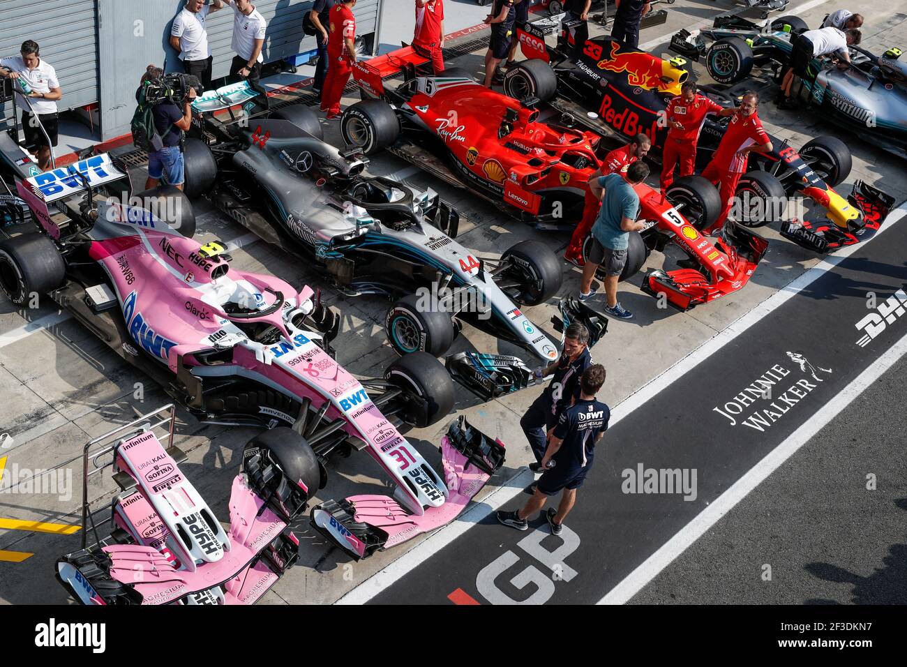 Racing point force india f1 team fans hi-res stock photography and ...