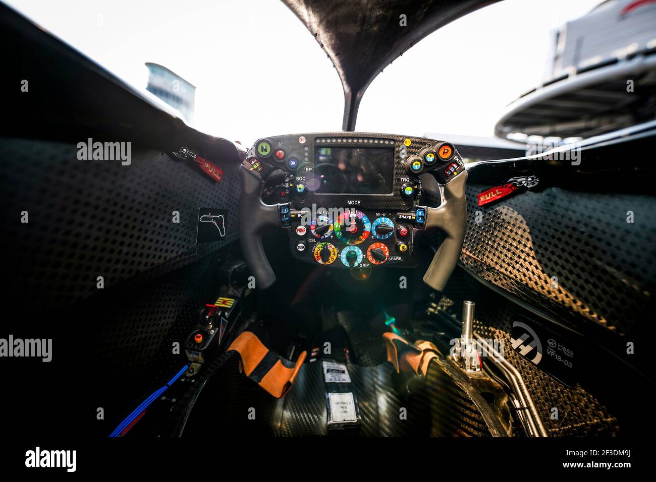 Haas F1 Team VF-18 Ferrari, Mechanical detail of the cockpit and ...