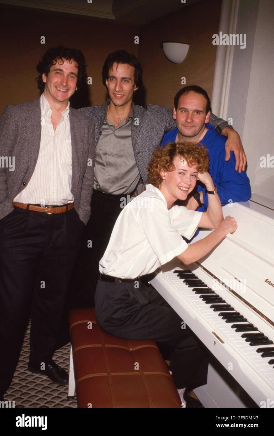 Mark Linn Baker Perfect Strangers