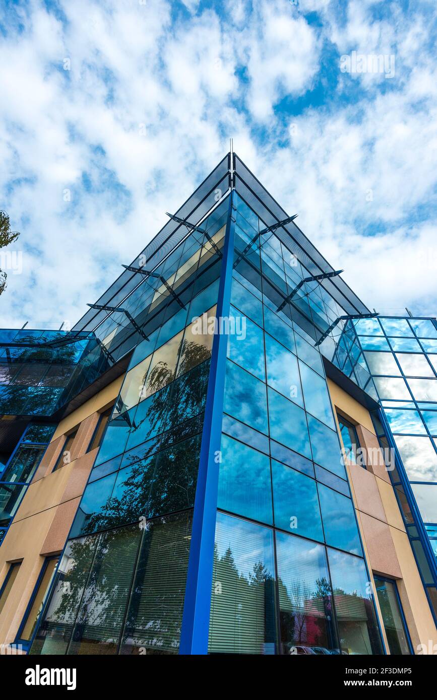 Glossy exterior hi-res stock photography and images - Alamy