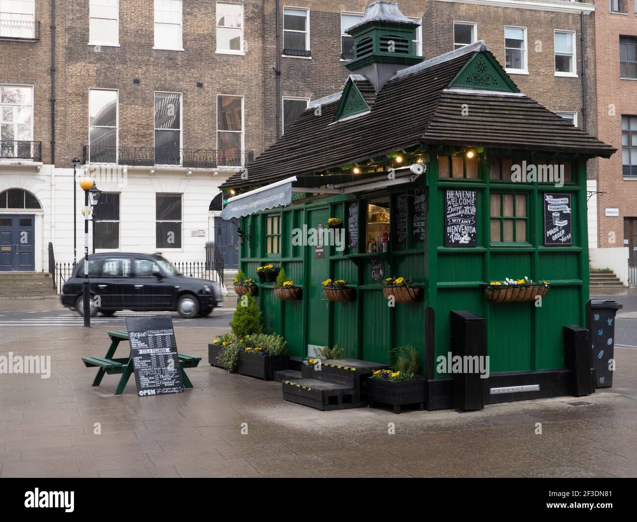 Russell square cabmen's shelter hi-res stock photography and images - Alamy