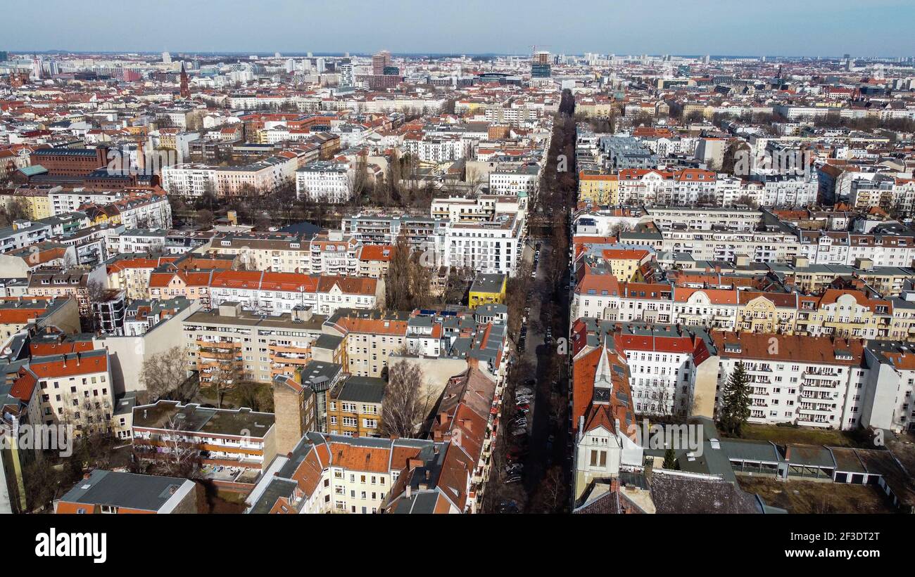 Berlin apartment blocks aerial hi-res stock photography and images - Alamy