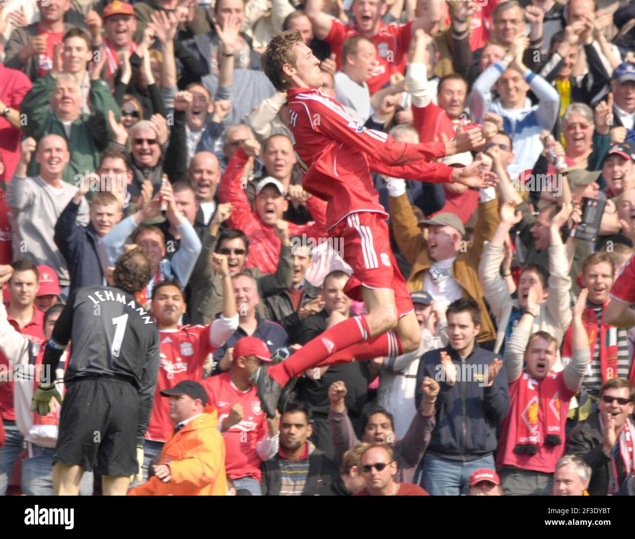 Peter crouch hi-res stock photography and images - Alamy