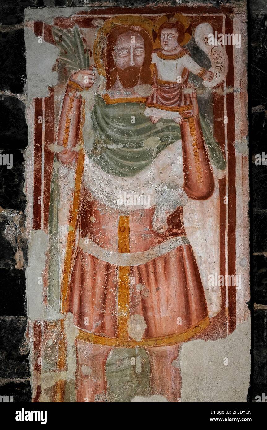 St christopher carrying a child hi-res stock photography and images - Alamy