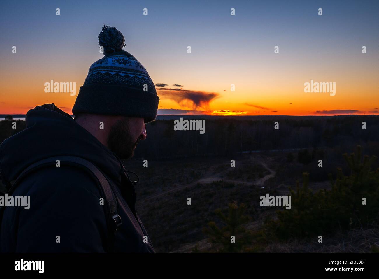 Lonely explorer hi-res stock photography and images - Alamy
