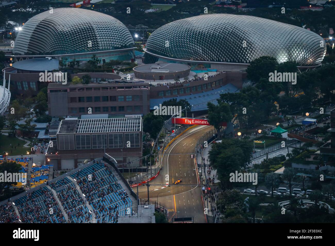ALONSO Fernando (spa), McLaren Renault MCL33, action during the 2018 ...