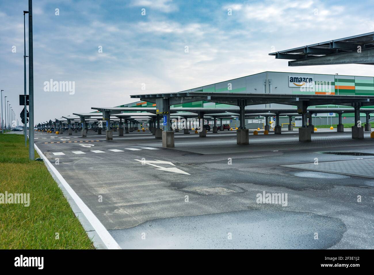 Beautiful Aerial view of an Amazon logistics / distribution warehouse ...