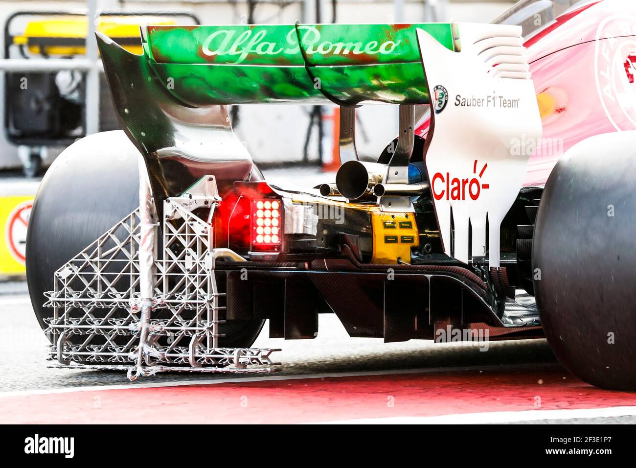 Aeropaint and aerodynamic sensors on the Alfa Romeo Sauber C37 ...