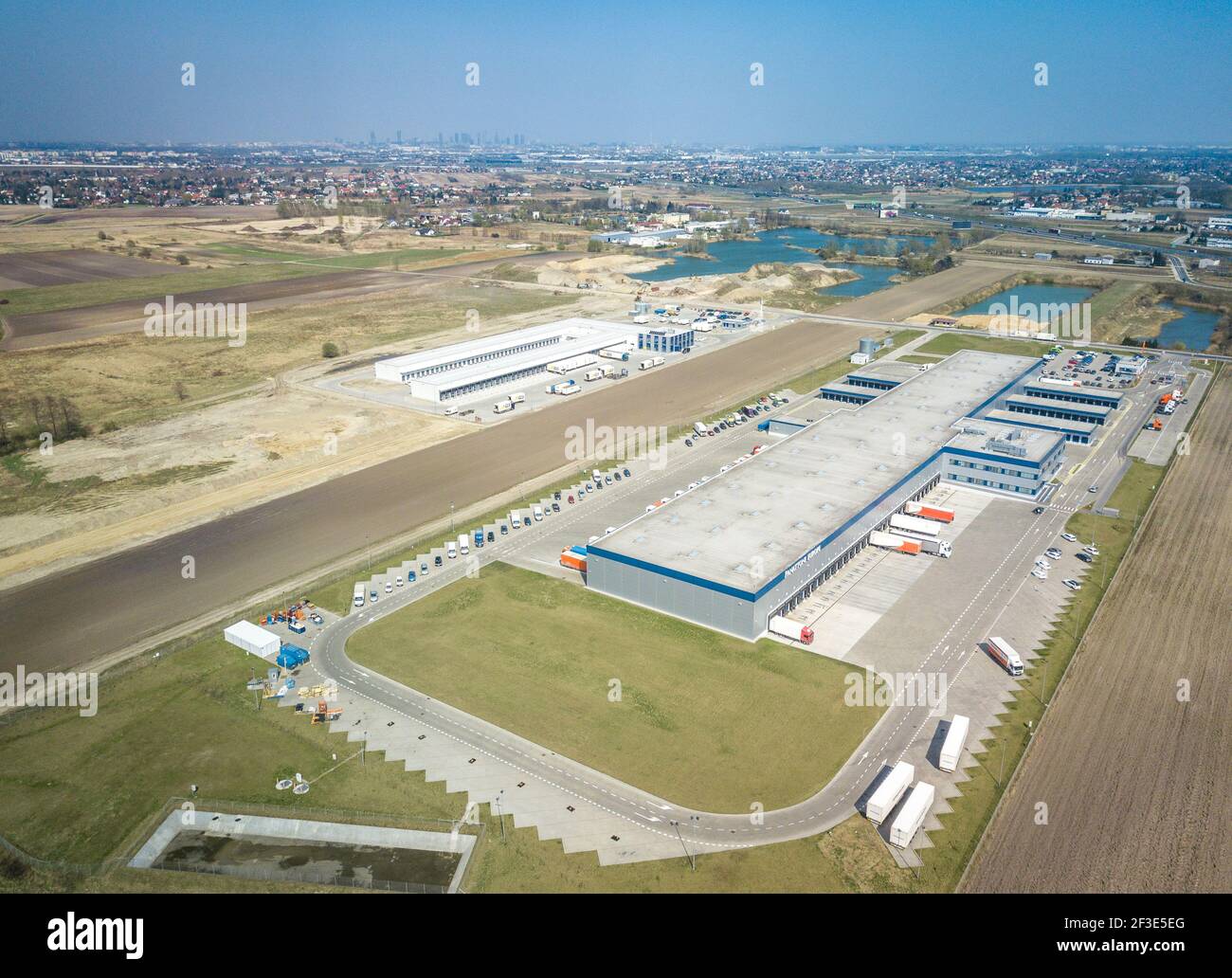 Airport distribution center logistics hi-res stock photography and ...